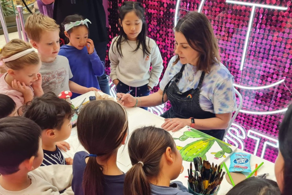 How to get your children to embrace their creative side? – Creative Corner Studio